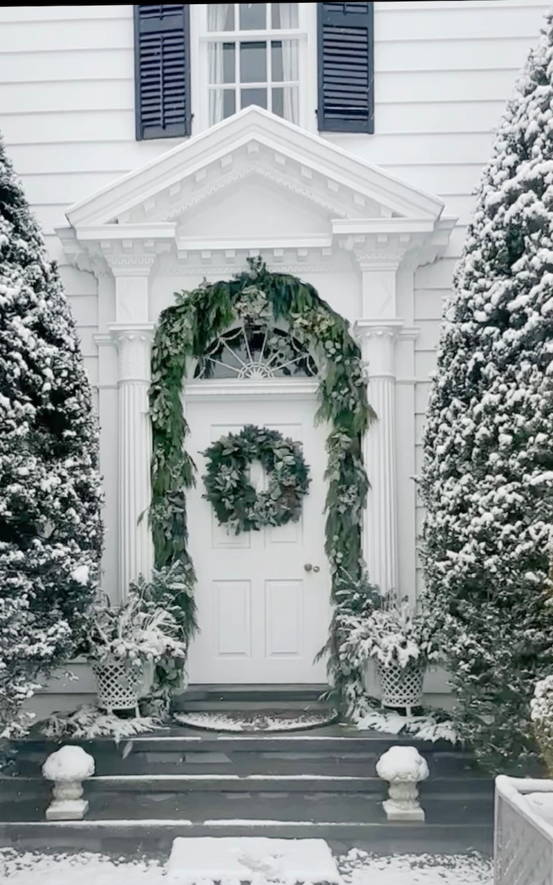 Merry Christmas and our holiday decor! - The Enchanted Home