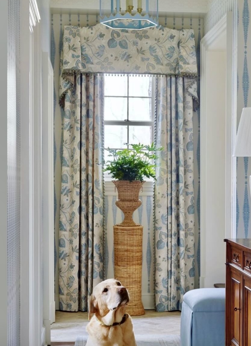 Seven on Sunday - The Enchanted Home